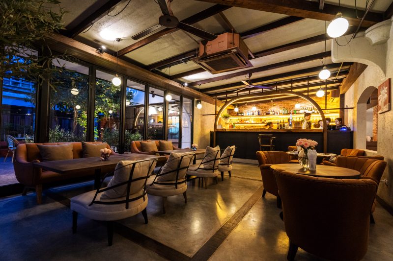 L'OLIVA Ristorante Italiano & Wine Bar - Thaifootprint