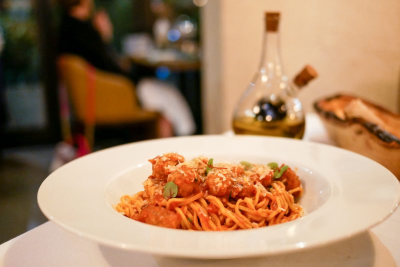 L'OLIVA Ristorante Italiano & Wine Bar - Thaifootprint
