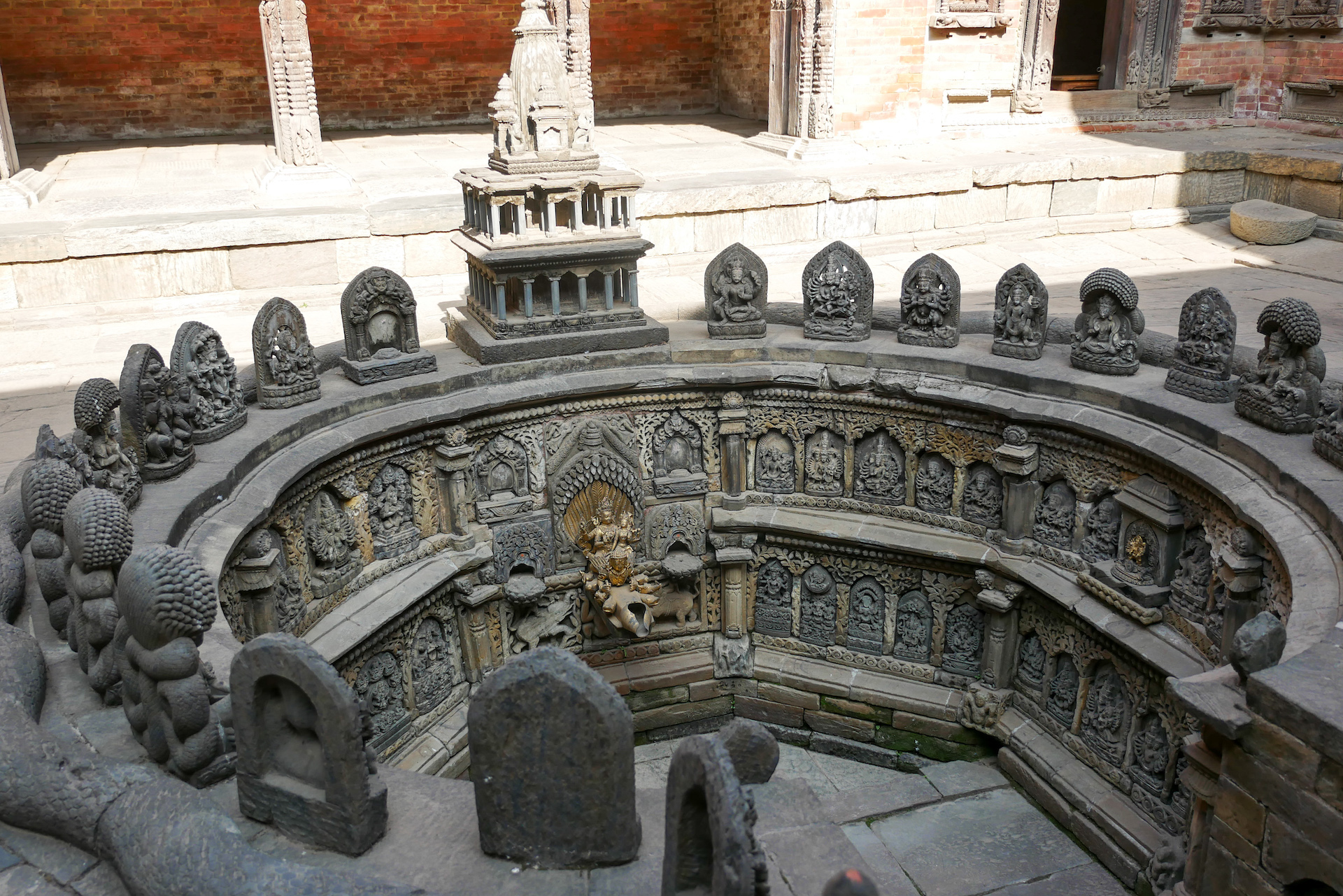 ตอนสาม I เมืองปาตัน (Patan) - Thaifootprint